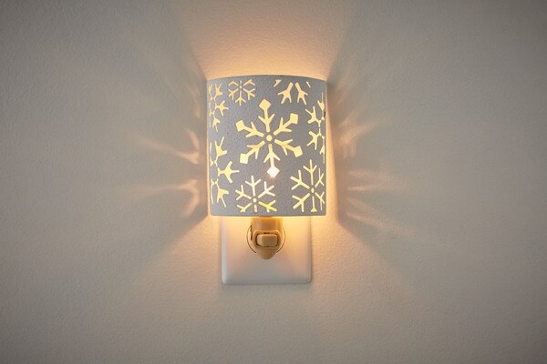Snowflake Night Light | Park Designs