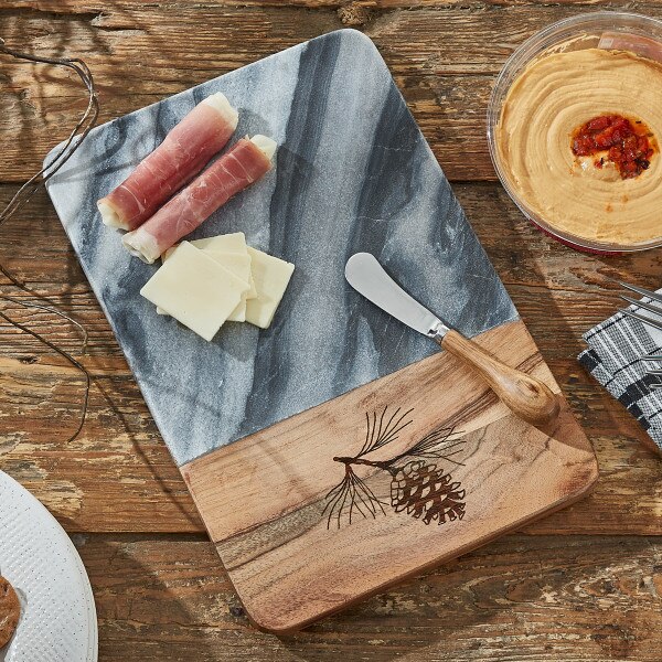 Rustic Pine Cutting Board With Spreader | Park Designs