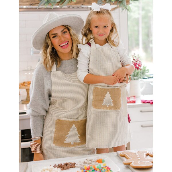 Eva & Co Modern Farmhouse Christmas Child Apron | Split-P